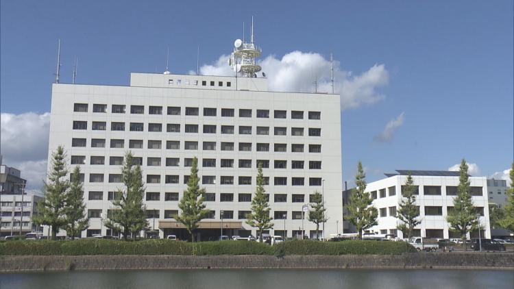 中古車輸送で“白トラ営業”佐賀の運輸会社社長の男逮捕｜KBCニュース